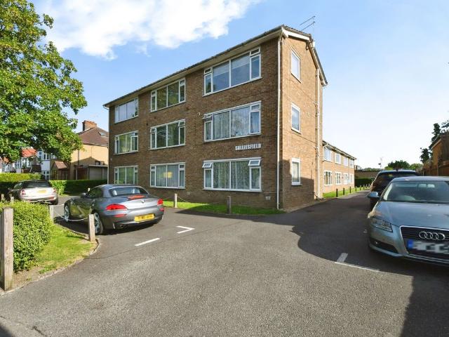 Knella Road TW2, 1 bed flat to rent, £1,250 pcm | PrimeLocation