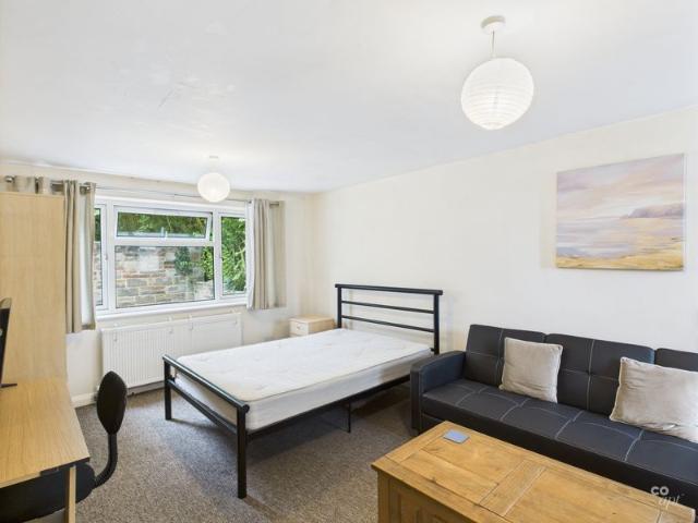 Knepp Close, Brighton BN2, Room to rent, £525 pcm | PrimeLocation