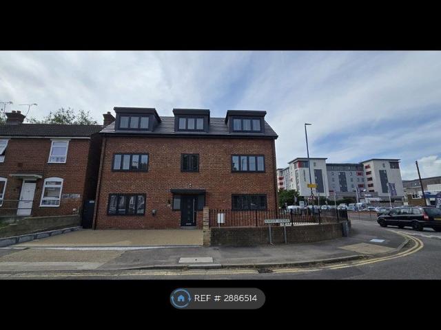 Knight Avenue, Gillingham ME7, Room to rent, £750 pcm | PrimeLocation