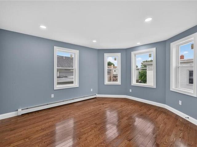 Knight St Apt,providence, Condo For Sale