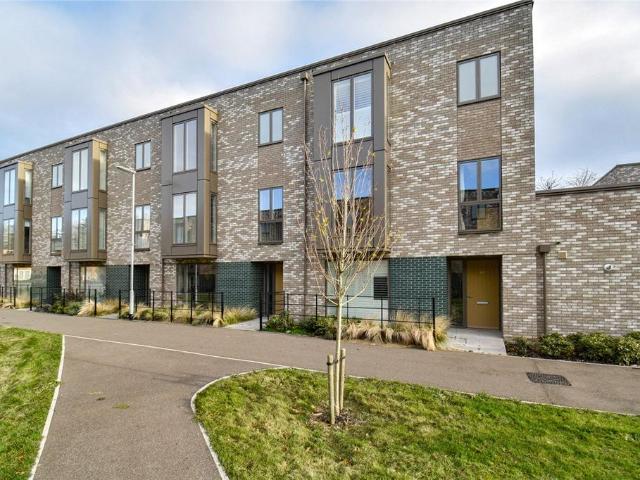 Knightly Avenue, Cambridge, CB2 4 bed end of terrace house to rent £3,750 pcm £865 pw