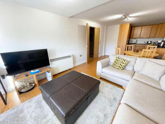 Knighton Park Road, Clarendon Park, Leicester, LE2