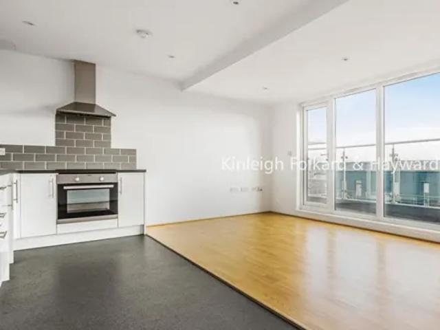 Knighton Park Road, Lower Sydenham, London, SE26 5RL, United Kingdom | 2 bed apartment for rent #138932341 | Rentberry