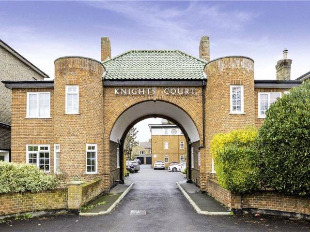 Knights Court, Knights Park KT1, 3 bed flat to rent, £2,800 pcm | PrimeLocation
