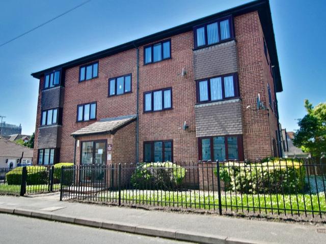 Knights Court, 29 The Nursery, Erith, Kent DA8, 1 bed flat to rent, £1,250 pcm | PrimeLocation