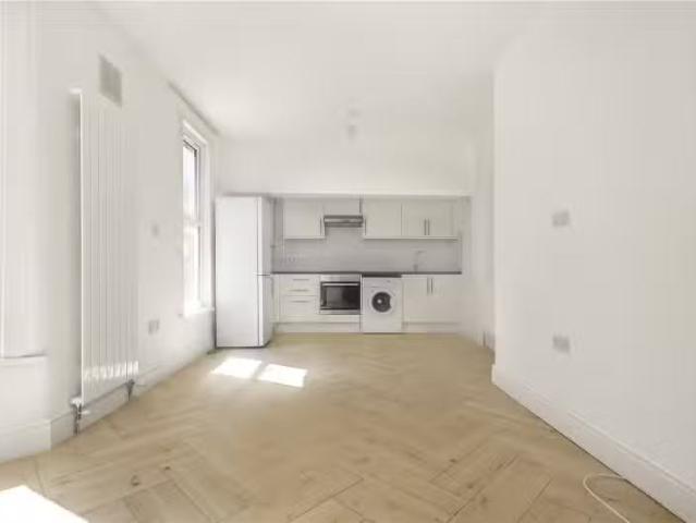 Knights Hill, London, SE27 0JD