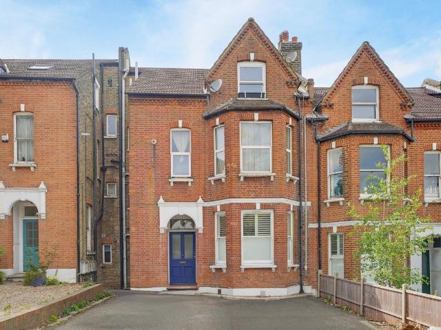 Knights Hill, West Norwood, London SE27, 2 bed flat to rent, £1,900 pcm | PrimeLocation