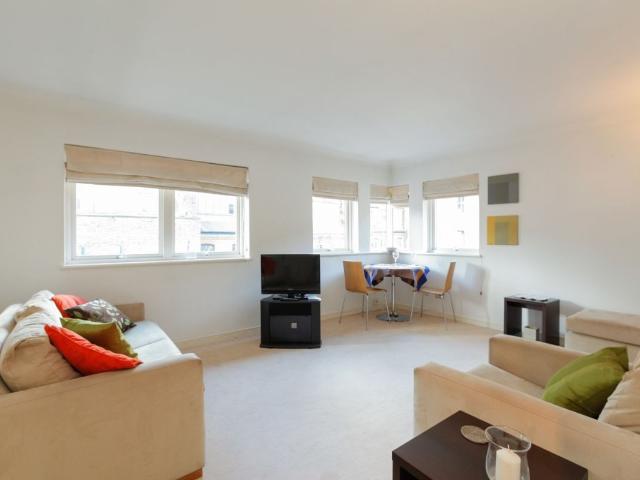 Knights House, Gainsford Street SE1, 1 bed flat to rent, £2,000 pcm | PrimeLocation
