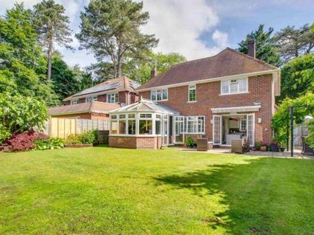 Knights Templar Way, Buckinghamshire, 4 Bedroom Detached