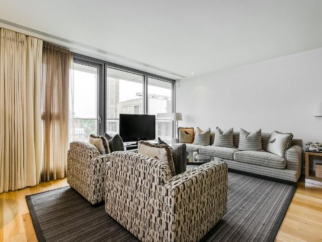 Knightsbridge, London SW7, 3 bed flat to rent, £23,833 pcm | PrimeLocation