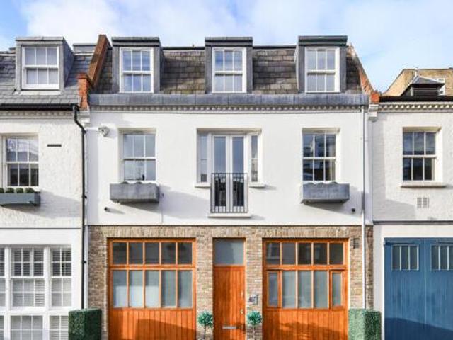 Knightsbridge, Pavilion Road, London, 3 Bedroom House