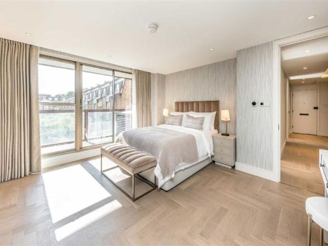 Knightsbridge, SW7, London