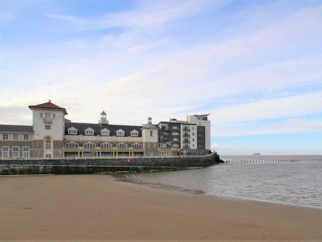 Knightstone Beacon, Knightstone Island, Weston Super Mare BS23, 2 bed flat to rent, £1,200 pcm | PrimeLocation