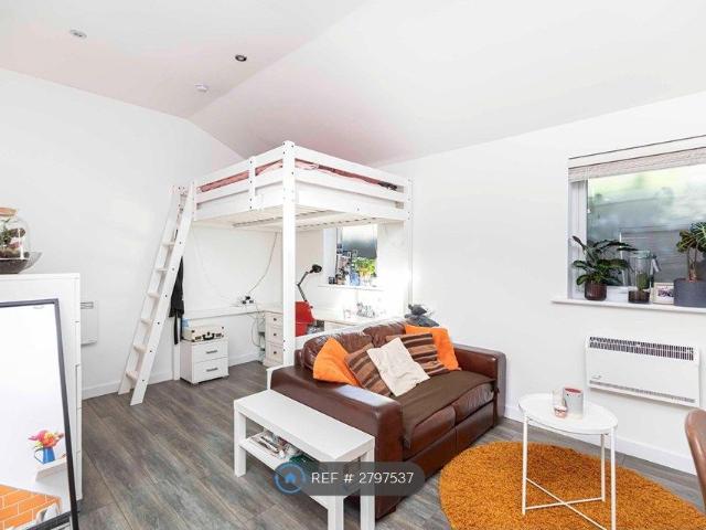 Knyveton Road, Bournemouth BH1, Studio to rent, £775 pcm | PrimeLocation