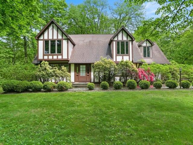 Kramer Ln, Weston, Home For Sale