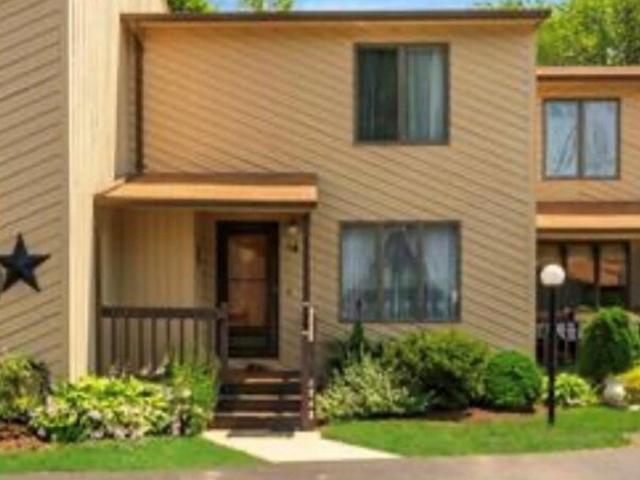 Kristee Cir Unit,west Warwick, Home For Sale
