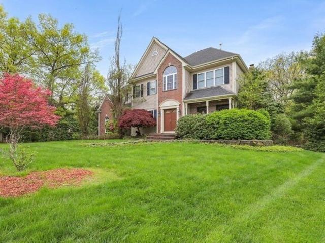 Kristen Cir, North Attleboro, Home For Sale