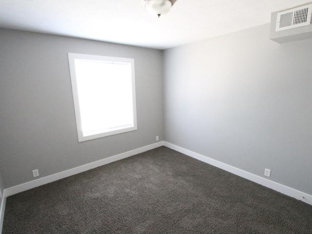 Kristen Place 1 Bedroom Apartment for Rent at 428 N 40th St, Omaha, NE 68131 Joslyn Castle