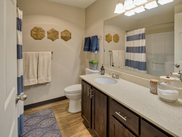 Kruseway Commons 1 Bedroom Apartment for Rent at 4933 Parkview Dr, Lake Oswego, OR 97035 Westlake