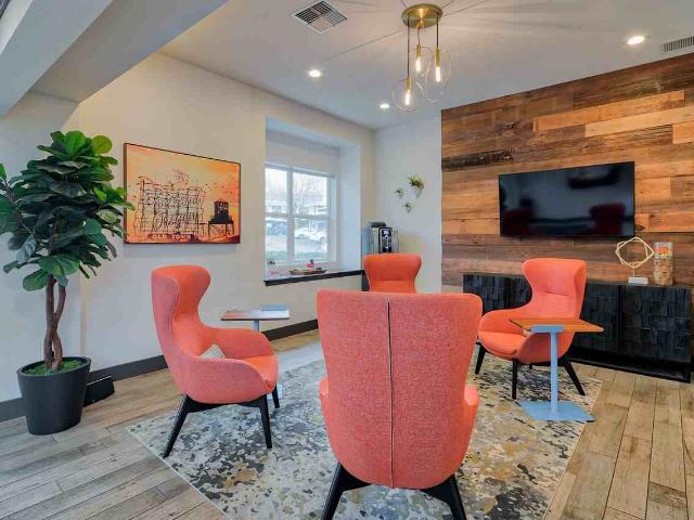 Kruseway Commons 3 Bedroom Apartment for Rent at 4933 Parkview Dr, Lake Oswego, OR 97035 Westlake