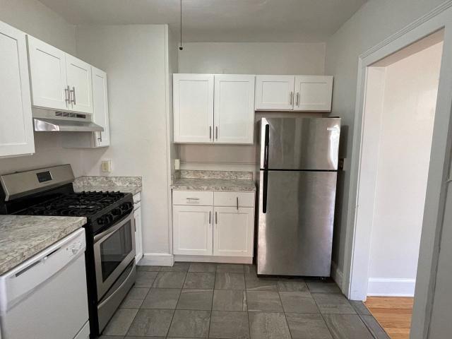 KWK III LLC 1 Bedroom Apartment for Rent at Farmington Ave, West Hartford, CT 06119