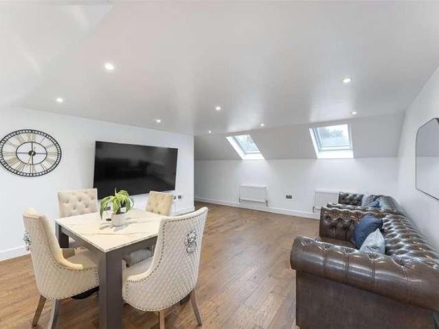Kunle Court, Banstead Road, Purley, CR8