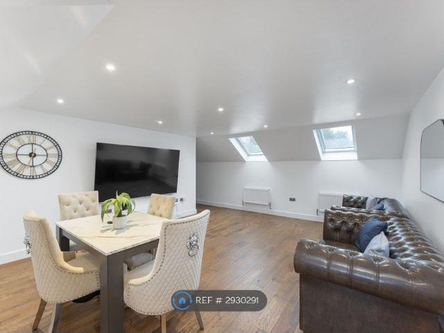 Kunle Court, Purley CR8, 2 bed flat to rent, £2,250 pcm | PrimeLocation