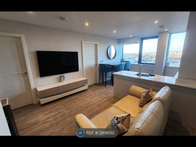 Kymberley Road, Harrow HA1, 2 bed flat to rent, £2,000 pcm | PrimeLocation