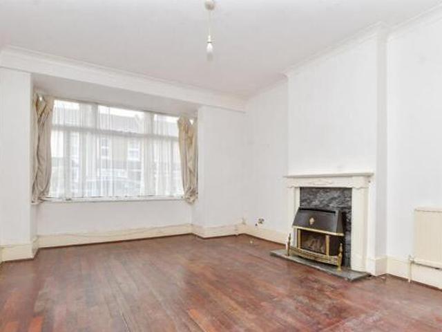 Kynaston Road, Thornton Heath, 4 Bedroom End