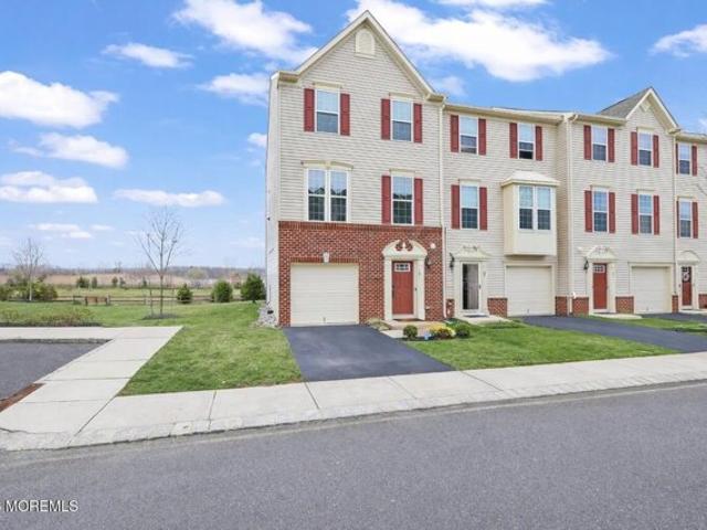 Kyle Dr, Tinton Falls, Home For Sale