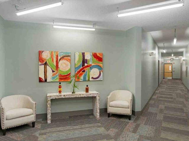 L14 Flats 1 Bedroom Apartment for Rent at 802 S 14th St, Omaha, NE 68108