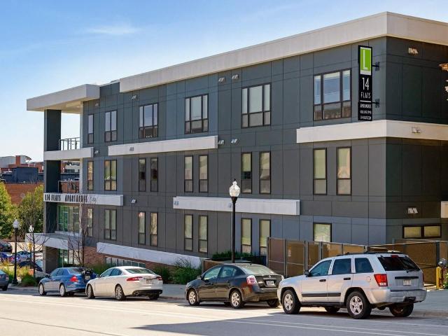 L14 Flats 2 Bedroom Apartment for Rent at 802 S 14th St, Omaha, NE 68108