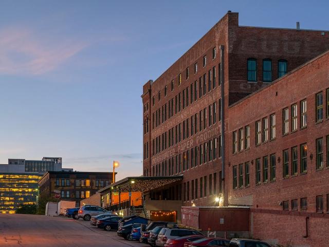 L15 Lofts 1 Bedroom Apartment for Rent at 801 S 15th St, Omaha, NE 68108