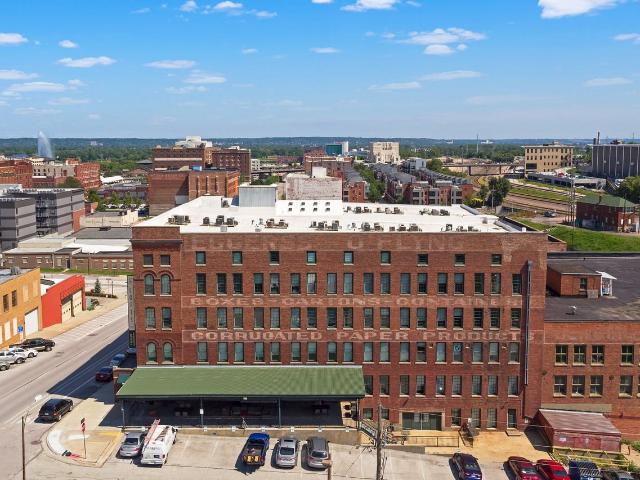 L15 Lofts 2 Bedroom Apartment for Rent at 801 S 15th St, Omaha, NE 68108