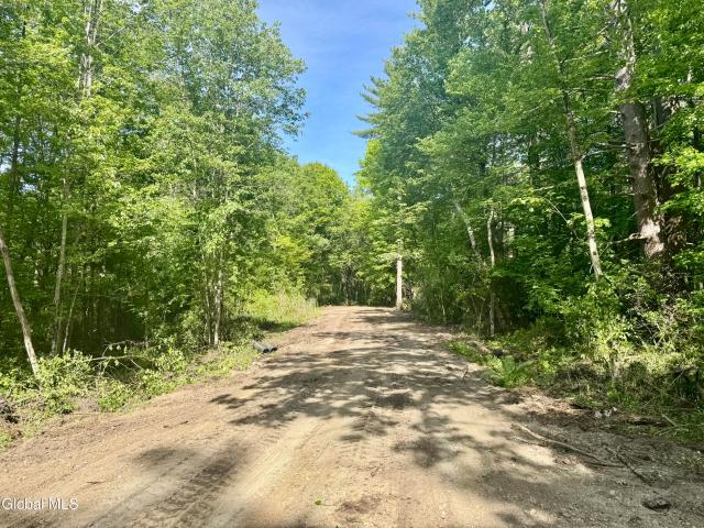 L18 Country Club Road