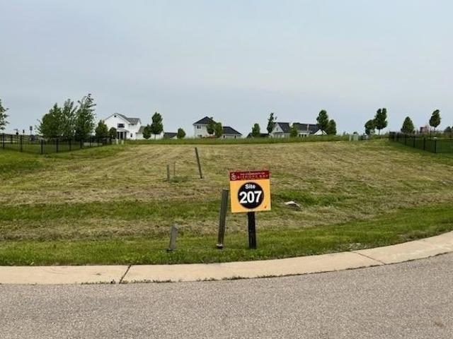 L207 Eagle Prairie Ct Lot 207, Waunakee, WI 53597