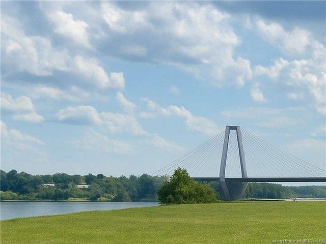 L213 220 Upper River Rd, Jeffersonville, IN 47130