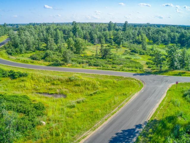L23B1 Acorn Ridge Road NW