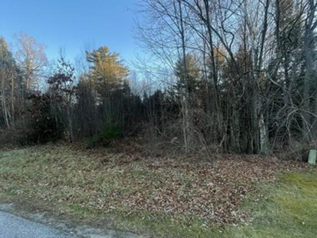 L2 1 Landon Dr, Gloversville, NY 12078