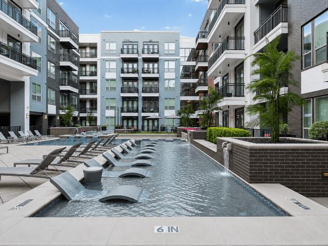 L2 Uptown Studio Apartment for Rent at 2828 Lemmon Ave E, Dallas, TX 75204