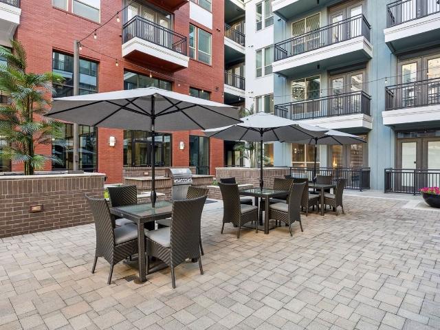 L2 Uptown Studio Apartment for Rent at 2828 Lemmon Ave E, Dallas, TX 75204
