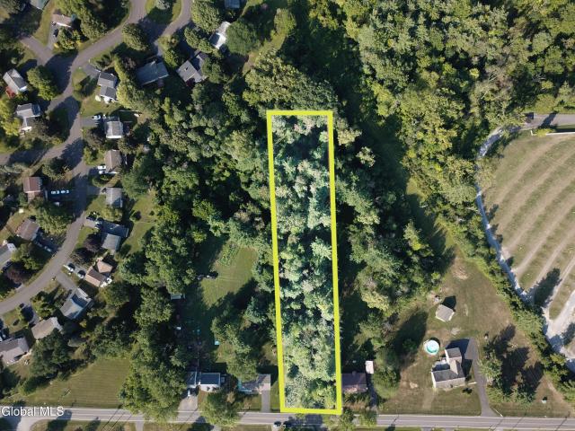 L33 Elm Ave East