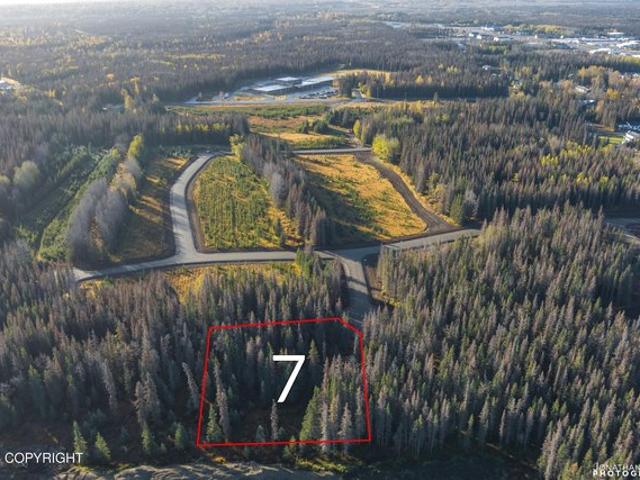 L7 Truly Cir, Soldotna, AK 99669