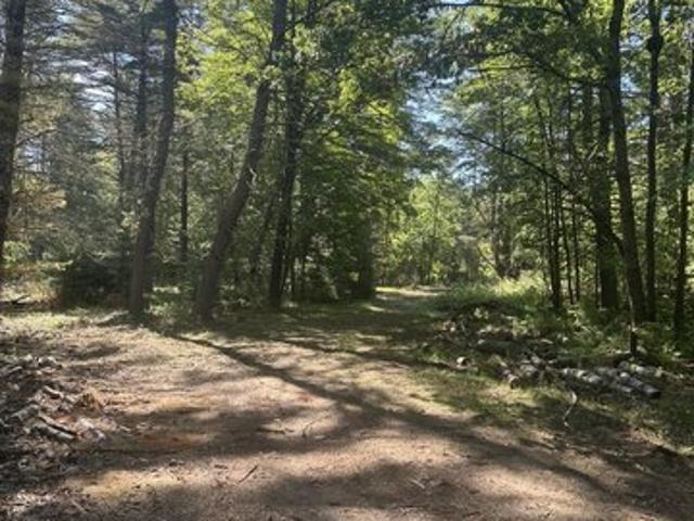 L7 Wilton Woods Ct, Saratoga Springs, NY 12866