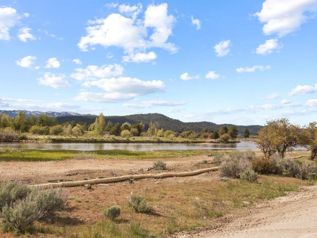 L7 b1 River, Unit 7, Cascade, ID 83611 | MLS #542811