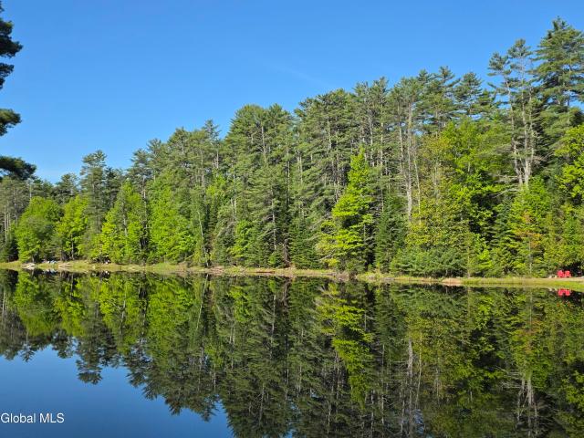 L6 Clearwater Lake Road