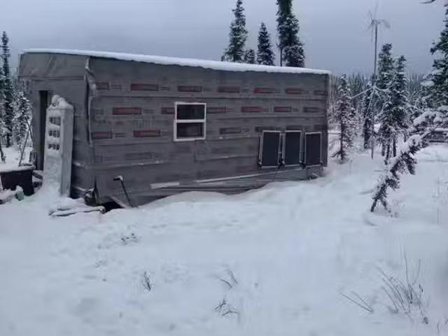 l OT 12 DINTY LAKE TRAIL ACCESS, GLENNALLEN, AK 99588 Single.