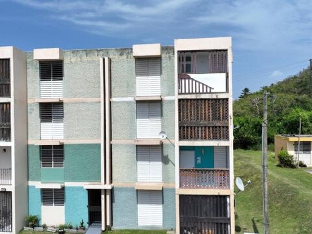 L Calle Unit,arecibo, Flat For Sale