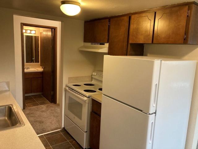 L&P 1 Bedroom Apartment for Rent at 5027 15th Ave Ne, Seattle, WA 98105 University District