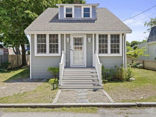 L St, Hull, Home For Sale